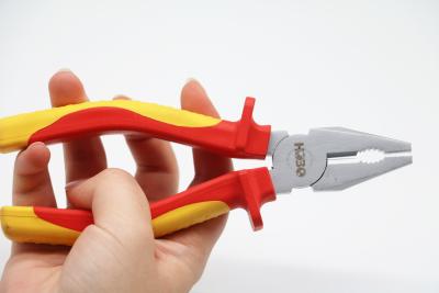 China 1000v Vde Plier Set And Screwdriver Insulated Hand Tool Cutting Combination Pliers for sale