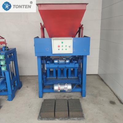China 4-35B Hopper Block Molding Machine Small And Medium Sized Permeable Brick for sale