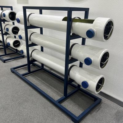 China 60 Inches Corrosion Resistant FRP Filter Housing with High Flow Rate for Seawater Desalination for sale