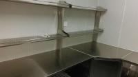 China Heavy Duty Stainless Steel Lab Bench Cleanroom Sterile Stainless Steel Prep Table for sale