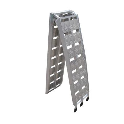 China ATV Folding Ramp: 3000LBS/Pair, 229cm, 4-Beam for Garden/Off-Road/Rescue for sale