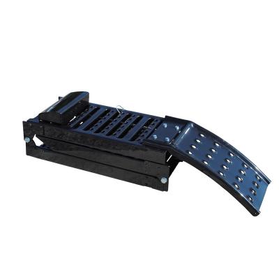 China Foldable Steel Ramp: 5000LB Folded/1000LB Unfolded, S-Hooks for ATV/Garden/Logistics for sale