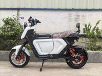 China Urban Commuter Electric Scooter with Dual Disc Brakes, Adjustable Rear Suspension, and Wide Grippy Tires for sale