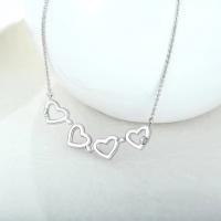 China YASVITTI Custom Romantic Magnetic Clover Necklaces OEM Charm 925 Sterling Silver Dainty Heart Four Leaf Clover Necklace for sale