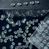 China 5mm-20mm VVS1 White Round Cut Loose Moissanite Stone Heat Treated for Stud Earrings for sale