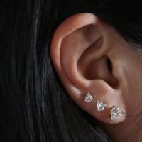 China Minimalist Gold Plated 925 Silver Diamond Stud Earring 925 Shiny Silver Heart Stud Earrings for sale