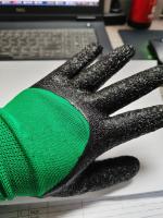 China 76 Grams Crinkle  Half Coated Latex Work Gloves EN388 4131 for Construction for sale