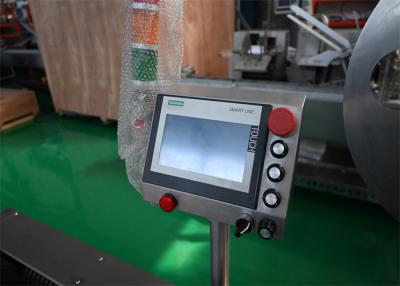 China Electric Ampoule Vial Labeling Machine with Touch Screen PLC Control 40-150 Bottles/Min 20-100mm Diameter for sale