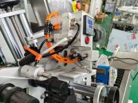 China Semi Auto Round Bottle Labeling Machine 20-40 Bottles Per Min ±0.55mm Accuracy 30-200mm Diameter for sale