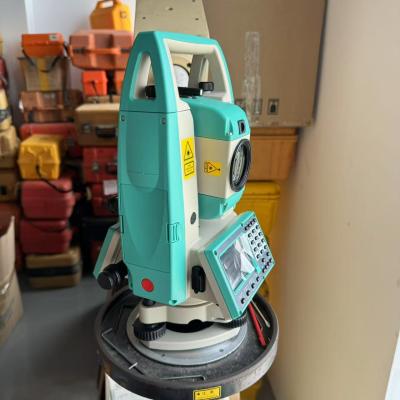 China Battery Life Up To 12 Hours Continuous Reflectorless total station featuring Field Of View 1°30′ perfect for site layout and topographic surveying for sale