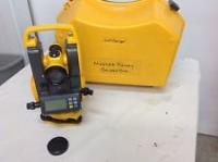 China CST Berger Brand DGT2 Theodolite 30X Magnification with Yellow Color for sale