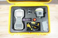 China RTK GNSS Receiver Trimble R10 GNSS System surveying instrument with 440 Channels for sale