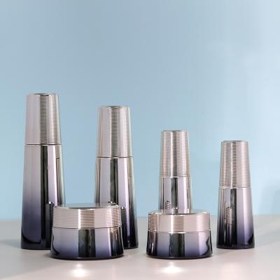China 30g Cosmetic Jars 50ml Empty Dropper Bottles Sealing Type With Pump Sprayer for sale