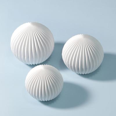 China 50g Skin Care Cream Jar Sphere Shape Cosmetic Plastic Jars Customized For Packaging for sale