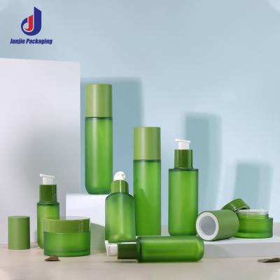 China Cosmetic PET Plastic Mist Spray Bottle Customized Travel Size Cosmetic Bottles For Skincare for sale
