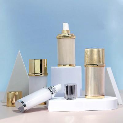 China Cosmetic Sunscreen Spray Bottle 30ml 50ml Plastic Screw Cap Bottle For Sun Protection for sale