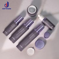 China Luxury Skincare Acrylic Bottles 30ml 50ml 100ml 120ml Plastic Bottle For Cosmetic Packaging for sale