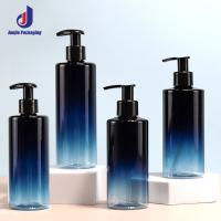 China 300ml 500ml Transparent Pump Bottle Cosmetic Shampoo Empty Bottle With Spray Pump Head for sale