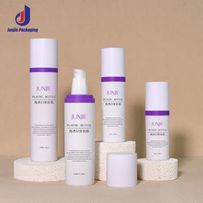 China Luxury Plastic Acrylic Bottles 30ml 50ml 120ml 100ml Luxury Cosmetics Packaging Set Empty Skincare for sale