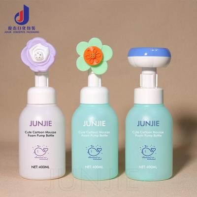 China High Quality 400ml PE Plastic Hand Wash Bottles Cute Flower Shape Liquid Soap Dispenser Face Clean Foam Bottle for sale