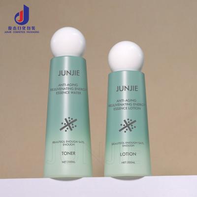 China Plastic Toner Bottle 200ml 250ml Transparent Frosted Container Plastic Mist Spray Bottle for Cosmetic Body Face Skin Care for sale