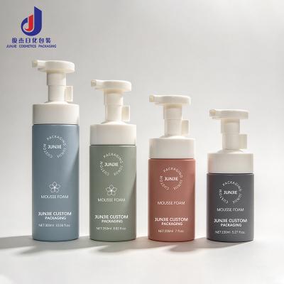 China Empty Face Mousse 200ml 150ml Wash Silicone 300ml Pet Facial Soap Plastic Cleanser Bottles Foaming Brush Pump Bottle Foam for sale