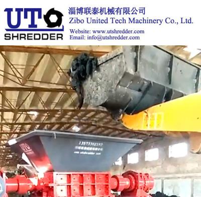 China pyrolysis to the black oil crushing recycling system, industrial double shaft shredder, hevay duty shredder to black oil for sale