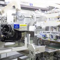 China 2025 New Technology Full Servo Underpad Making Machinery with CE for sale