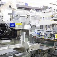 China 250m/Min-350m/Min Underpad Manufacturing Machine 90% Efficiency for sale