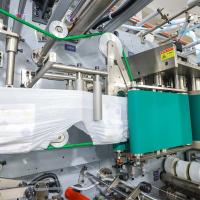 China Full Servo 700pcs/min Baby Diaper Making Machine CE ISO9001 Certificate for sale