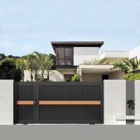 China Automation Customizable Size Aluminium Driveway Gates Alloy 6063 / T5/T6 Aluminium Garden Gate for sale