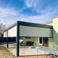 China Waterproof and Customizable Aluminum Gazebo Adjustable Louvers 10 Years Warranty for sale