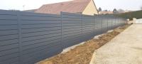 China Privacy Modern Style Aluminum Fence Finished With Powder Coating Aluminium Slat Fencing for sale
