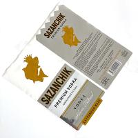 China Custom Printing Waterproof Strong Stickiness Embossed Luxury Texture Gold Foil UV Printing Whisky Drinks Liquor Bottle Labels for sale
