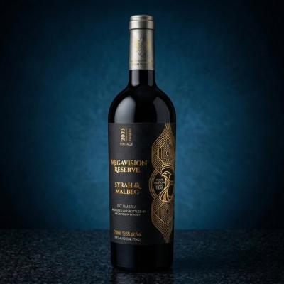 China Custom Gold Stamped Self Adhesive Kraft Paper Beverage Packagging Labels UV Printable Roll Stickers Labels for Wine Bottles for sale