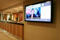 China LG /  Wall Mount Large LCD Display Indoor , Os Windows for sale