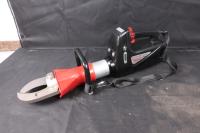 China Long Work Time Accident Rescue Hydraulic Cutter Battery Powered for sale