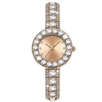 China New fashion light luxury wrist watch for women quartz watch With diamond waterproof for sale