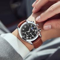 China Mineral Crystal Buckle Quartz Battery Wristwatches 30m Water Resistance 12mm for sale