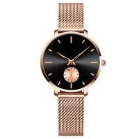 China OEM Simple Wrist Watches For Ladies 2needle 33mm Diameter Zinc Alloy Case for sale