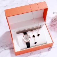 China Wearresistant Ladies Watch Gift Box Set Antiscratch Electroplated for sale