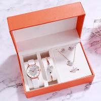 China Wearresistant Ladies Watch Gift Box Set Antiscratch Electroplated for sale