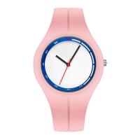 China 41mm Watch On Woman'S Wrist , Silicone Bracelet Wrist Watch For Ladies for sale