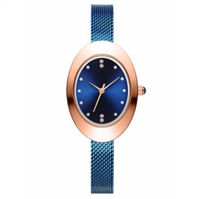 China Insurance Buckle Mesh Strap Quartz Watch 30m Waterproof 8mm Dial for sale
