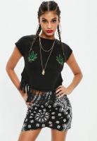 China Tall Black Leaf Placement Clothing T Shirt Women for sale