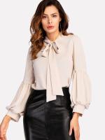 China Tie Neck Balloon Sleeve Elegant Ladies Blouse for sale