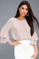 China Guangzhou Ladies Clothing Three Quarter Tiered Sleeves Top for sale