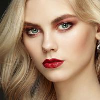China Odm 3 Tone Colored Himalaya Green Contact Lens 14mm For Dark Eye for sale