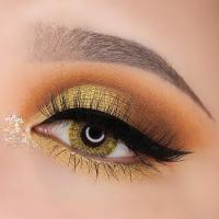 China Custom Reusable Brown Colored Contacts Lenses Yearly For Blue Eyes for sale