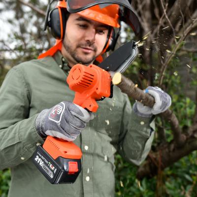 China SAFEYEAR 21V Cordless Chainsaw 4 Inch 4500rpm with Battery and Charger for sale